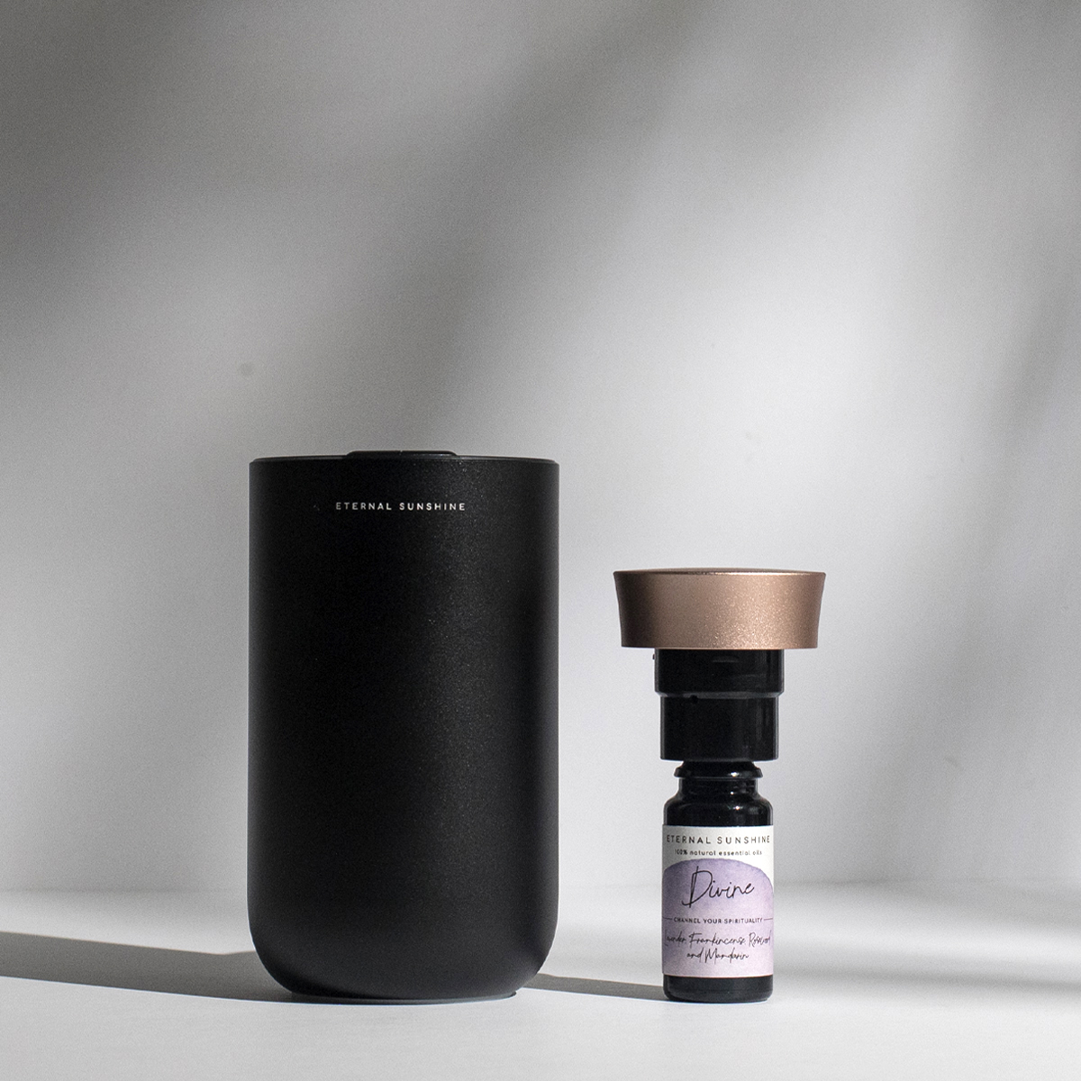 Black & Gold Libra Wireless Diffuser | Aromatherapy Diffusers